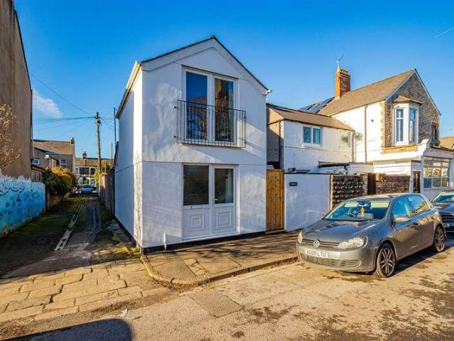 1 bed house for sale