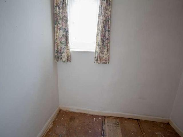 1 bed house for sale