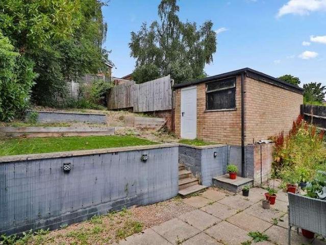 1 bed house for sale