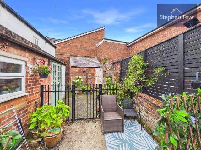 1 bed house for sale