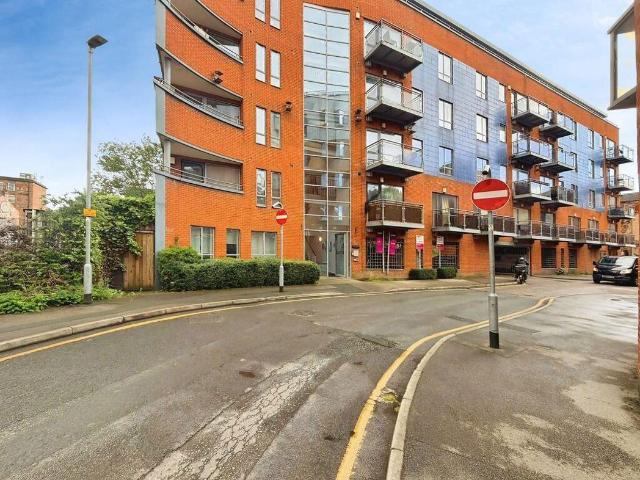 1 bed house for sale
