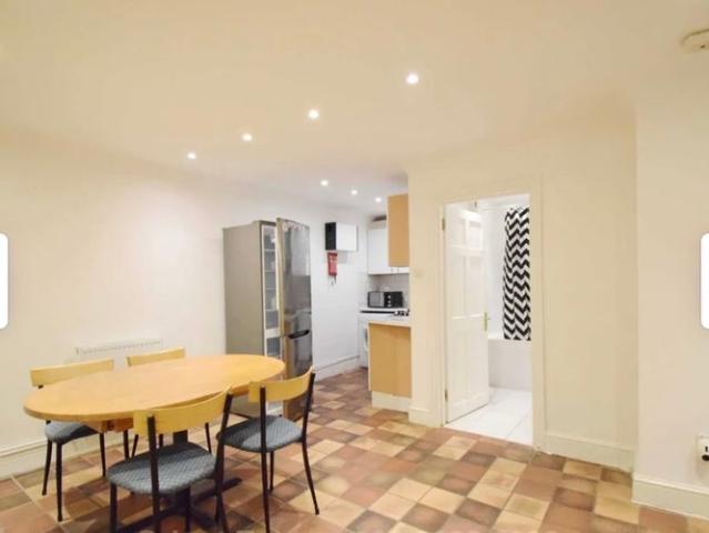1 bed house | Short Term Rental – 1 to 2 Months