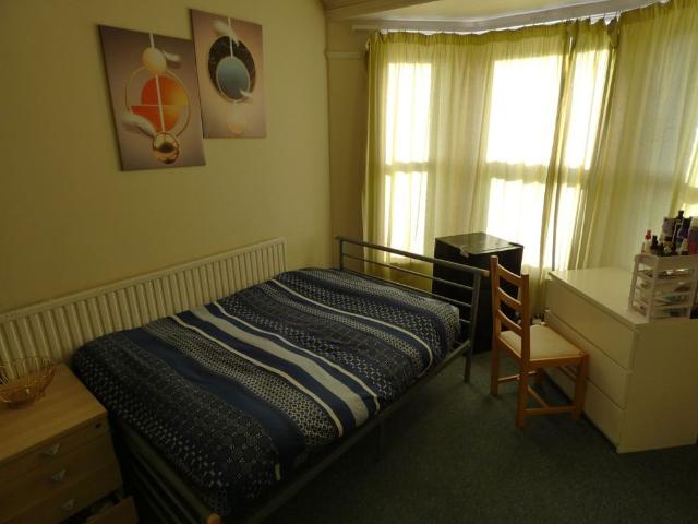 1 bed House Share To Let