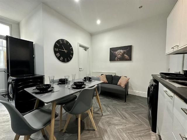 1 bed house share to rent in Berry Street, Burnley, BB11