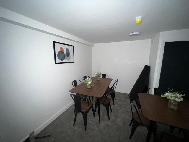 1 bed house share to rent in Church Street, Burnley, BB11