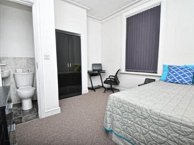1 bed house share to rent in Deepdale Road, Preston, PR1
