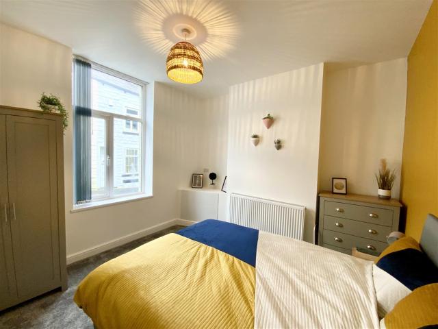 1 bed house share to rent in Herbert Street, Burnley, BB11