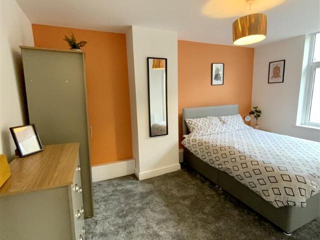 1 bed house share to rent in Herbert Street, Burnley, BB11