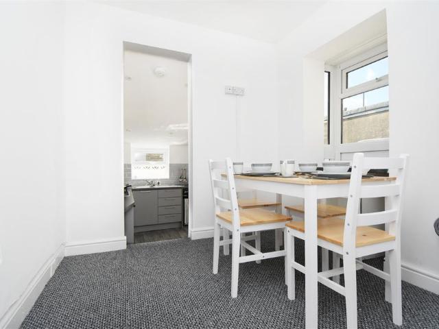 1 bed house share to rent in St. Matthew Street, Burnley, BB11