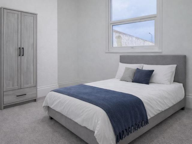 1 bed house share to rent in The Slade, London