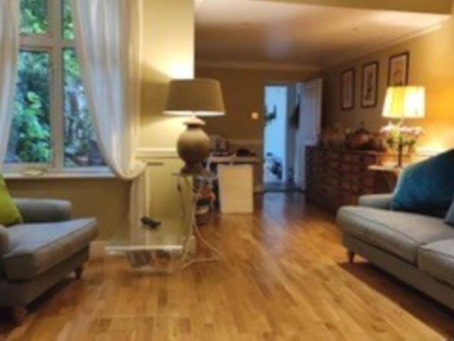 1 bed house share to rent
