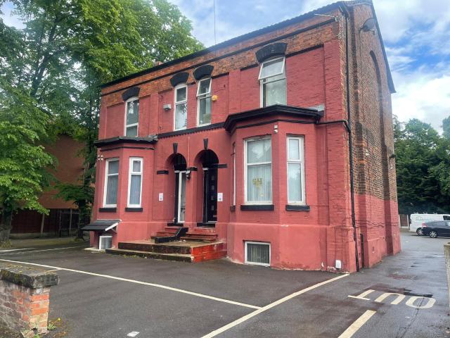 1 Bed HMO Wellington Road Manchester M14 Mustafa & Co Property Management