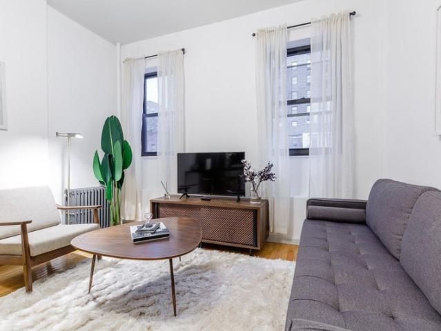 1 bed in Columbus Circle on a flexible lease