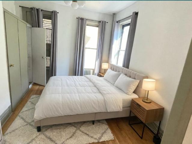 1 bed in Columbus Circle on a flexible lease