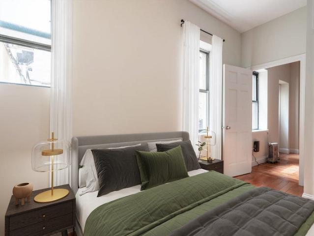 1 bed in East Village on a flexible lease