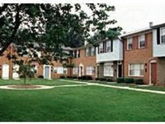 1 Bed Jamestowne Townhomes