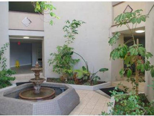 1 Bed Lakeshore