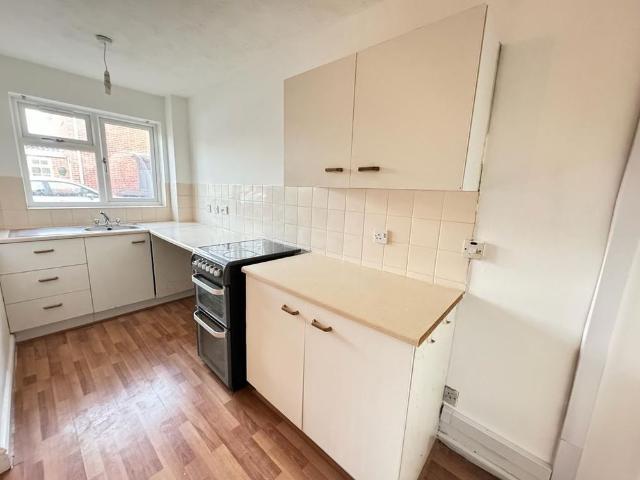 1 Bed Maisonette Floyd Close Leicester LE4 Ace Properties