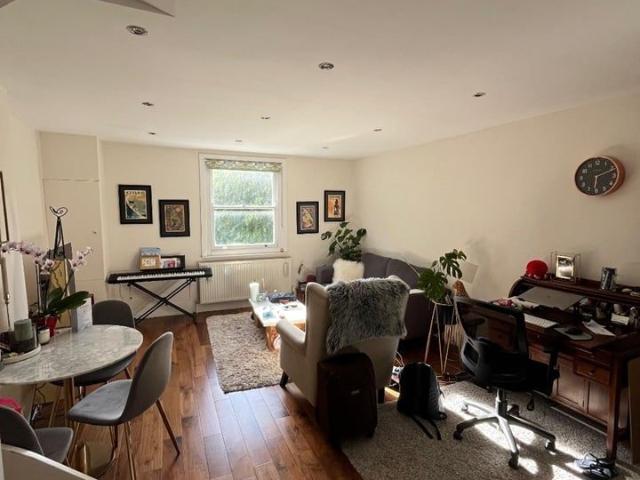 1 Bed Maisonette, Priory Terrace, NW6