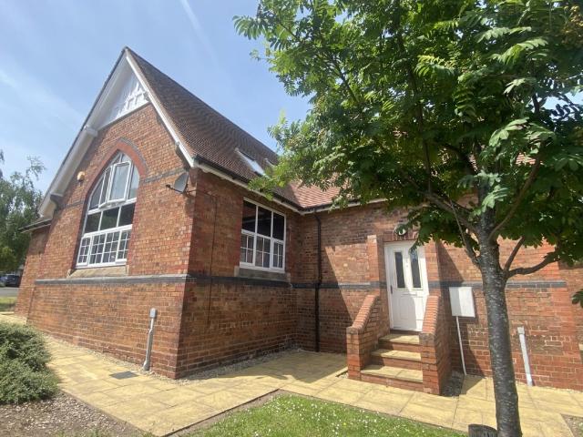 1 bed Mews to Let