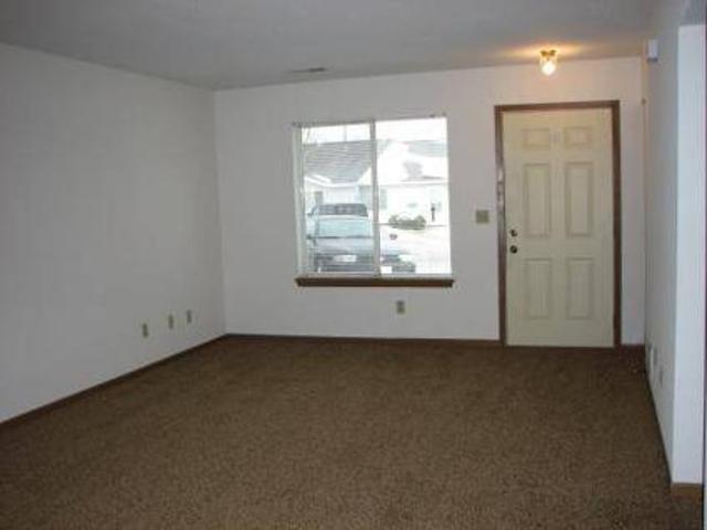 1 Bed Newbury Place Apartments