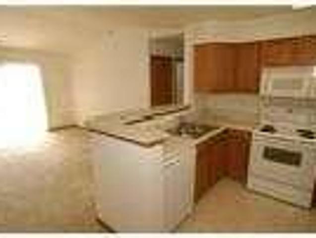1 Bed Northridge Apartments