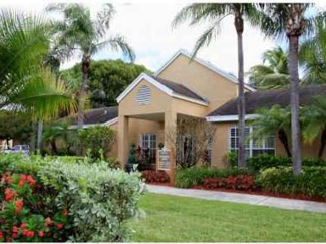1 Bed Palmetto Place