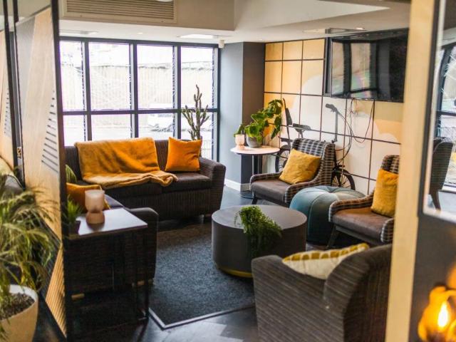1 Bed Penthouse