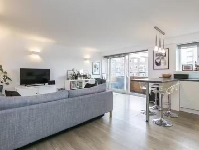 1 bed property to rent in Green Lanes, N16, London