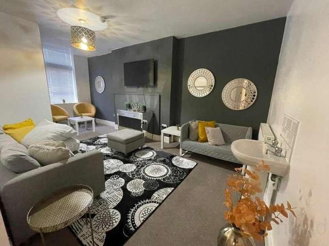 1 bed property to rent