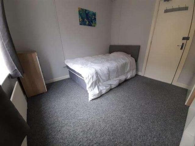 1 bed property to rent