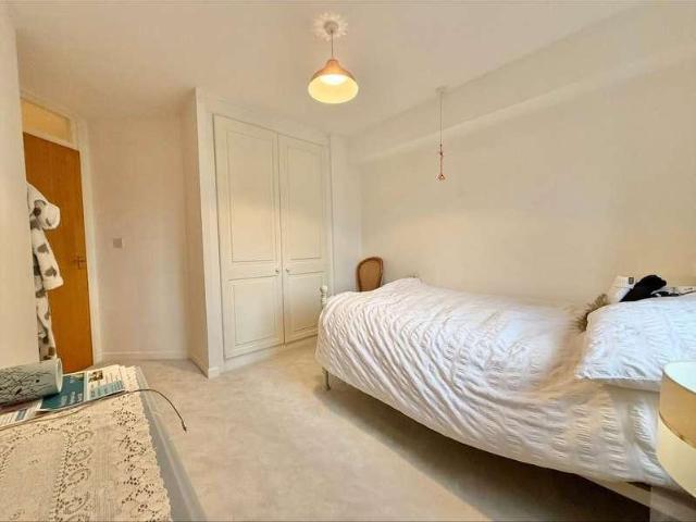 1 bed property for sale