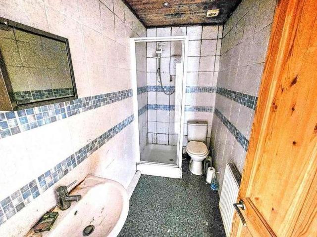 1 bed house for sale