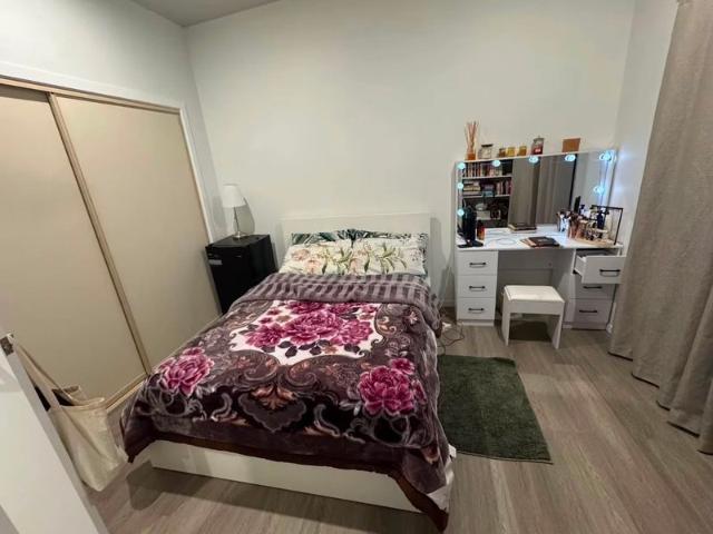 1 Bed Private bath