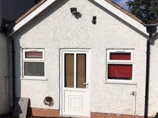 1 Bed Rednal Road Kings Norton Birmingham B38