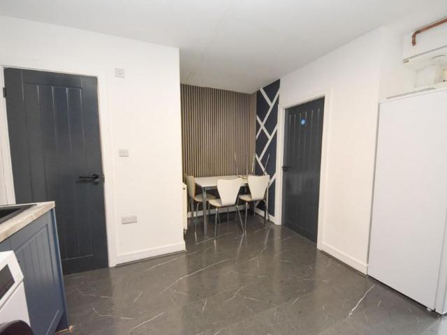 1 bed Room for Rent