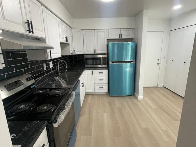 1 BED RM CONDO 1 Bedroom Condo for Rent at 30535 W 14 Mile Rd, Farmington Hills, MI 48334