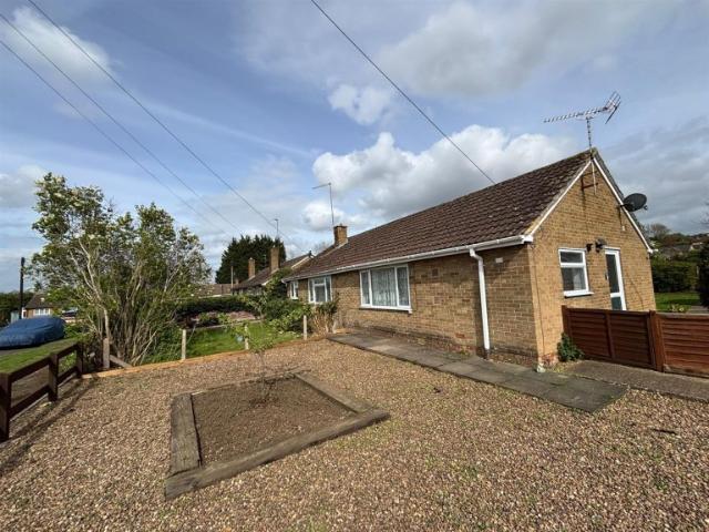 1 BED Semi detached bungalow To rent