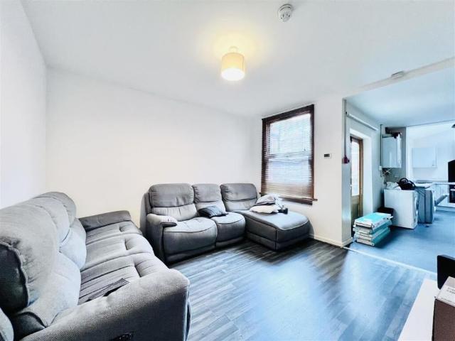 1 Bed Semi Detached House, Balfour Road, NG7