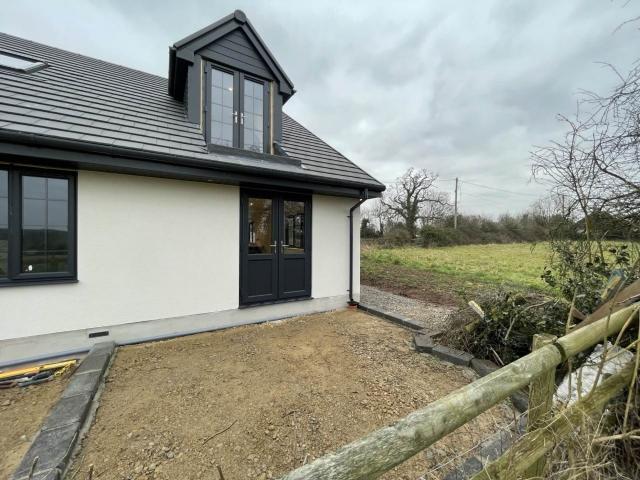 1 bed Semi Detached To Let