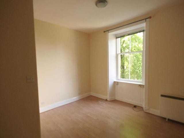 1 bed second floor flat for rent in Slateford