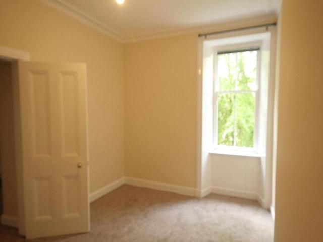 1 bed second floor flat for rent in Slateford