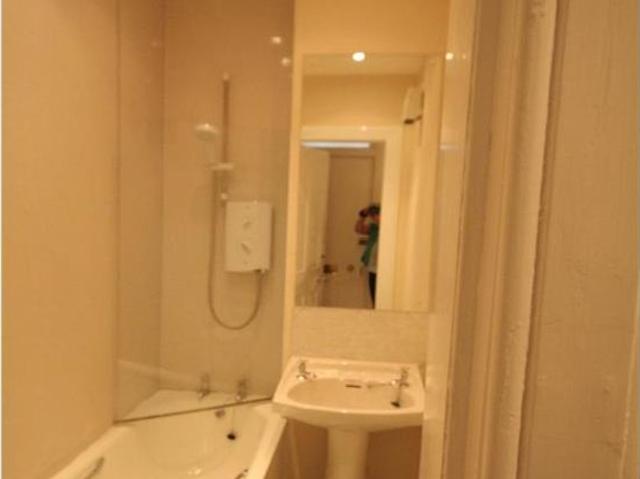 1 bed second floor flat for rent in Slateford