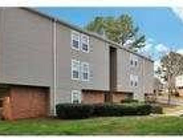 1 Bed Southern Pines