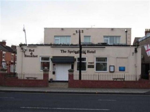 1 Bed Springfield, Town