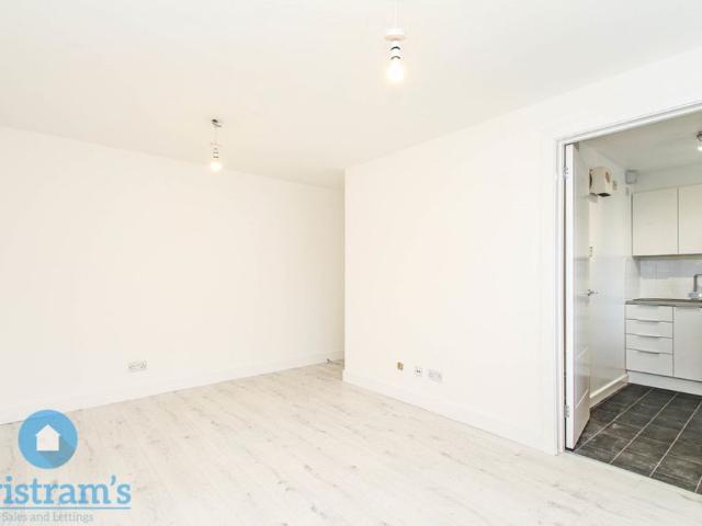 1 bed Studio for Rent