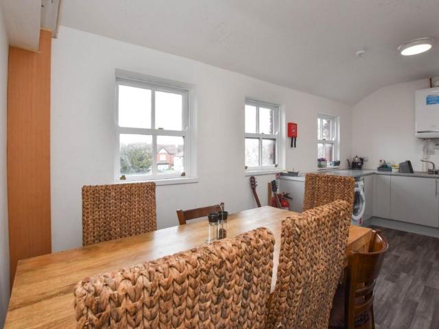 1 bed Studio for Rent