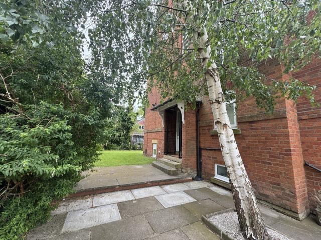 1 Bed Studio for rent