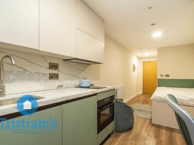 1 bed Studio for Rent