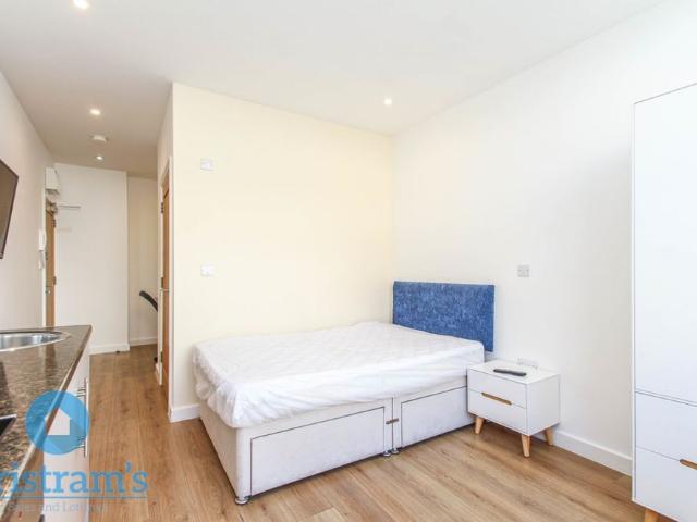 1 bed Studio for Rent